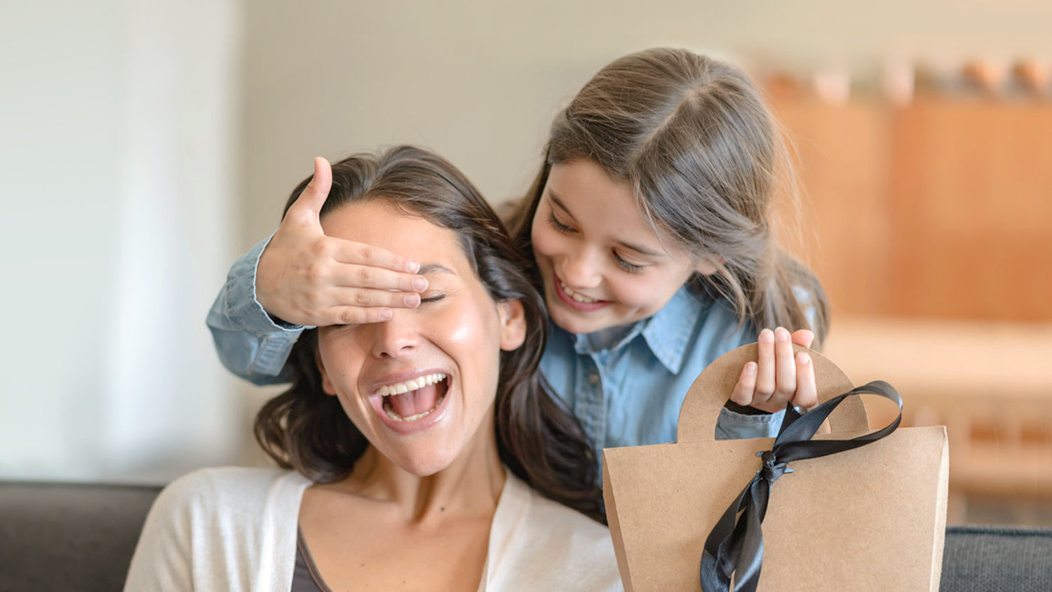 10 Best Security Gifts For Moms Living Alone! Safe & Independent ...